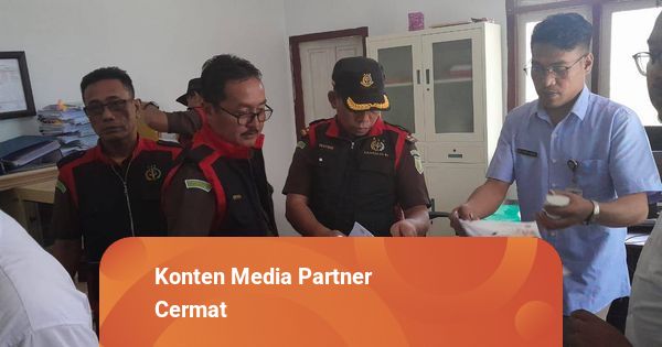 Usut Kasus Mafia Tanah, Jaksa Geledah Kantor BPN Halmahera Tengah ... Usut Kasus Mafia Tanah, Jaksa Geledah Kantor BPN Halmahera Tengah ...